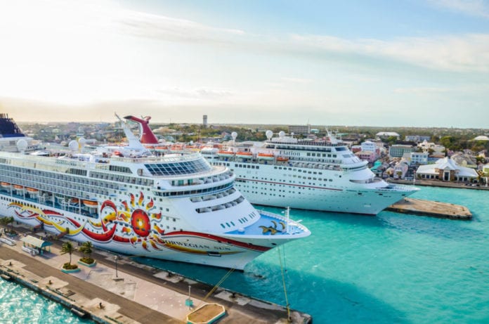 5 Reasons to Use a Cruise Travel Agent to Book Your Next Cruise