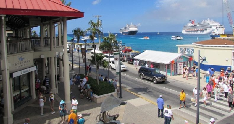 Best Grand Cayman Tips: 17 Top Things to Do and See