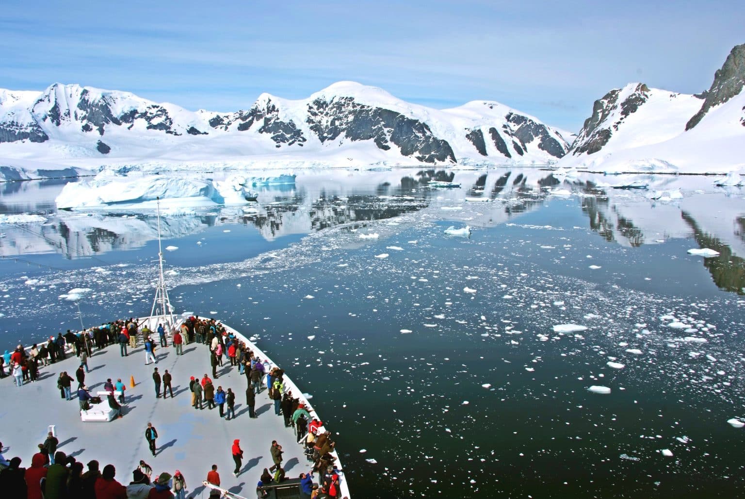 9 Things to Know About a Cruise to Antarctica: Cost & Tips Guide