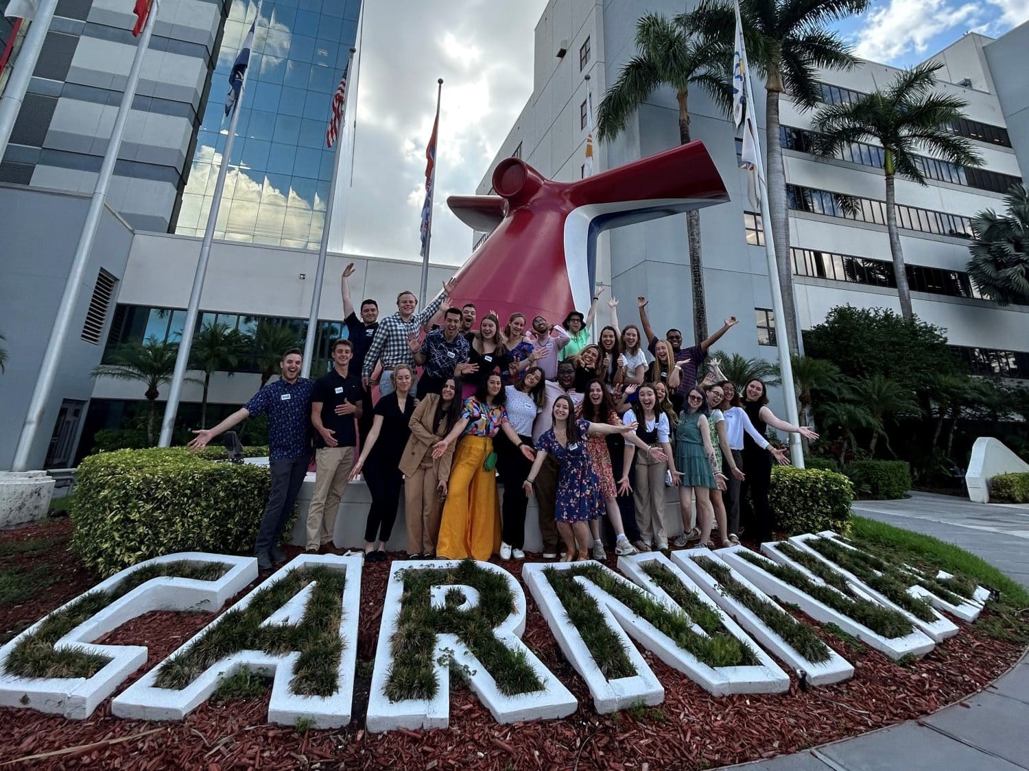 Carnival Brings Back Cruise Ship Internship Program