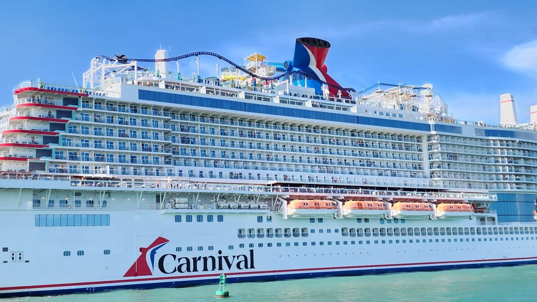 25% Off Drink Packages, WiFi & More - Luxury Cruising